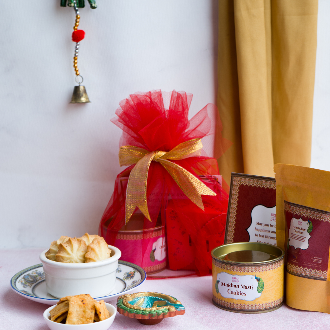 Buy Luxury Gift Hampers Online at Best Prices | Dream a Dozen