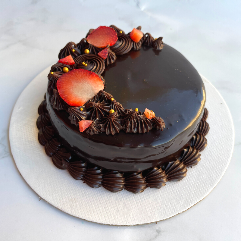 100% Eggless Strawberry Cakes | Bangalore Delivery – Dream a Dozen